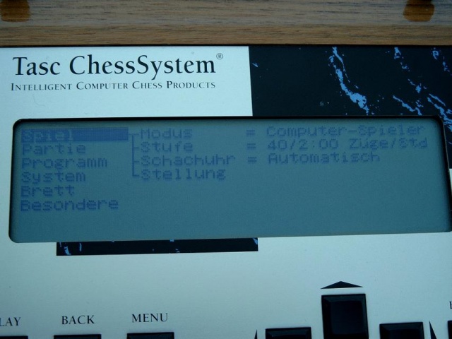 Datei:TASC R30 Menue.JPG – Schachcomputer.info Wiki