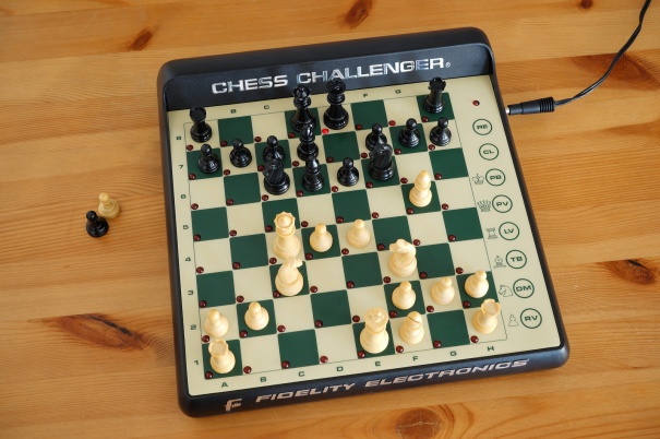 Fidelity Sensory Chess Challenger 9 – Schachcomputer.info Wiki