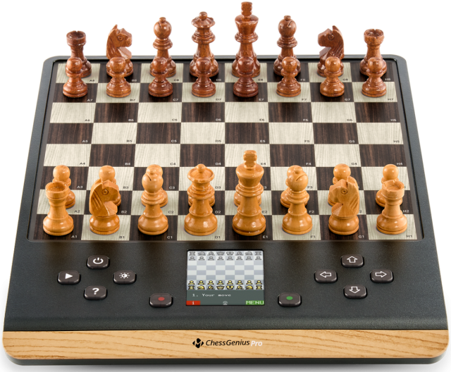 Millennium ChessGenius Pro Wood Edition – Schachcomputer.info Wiki